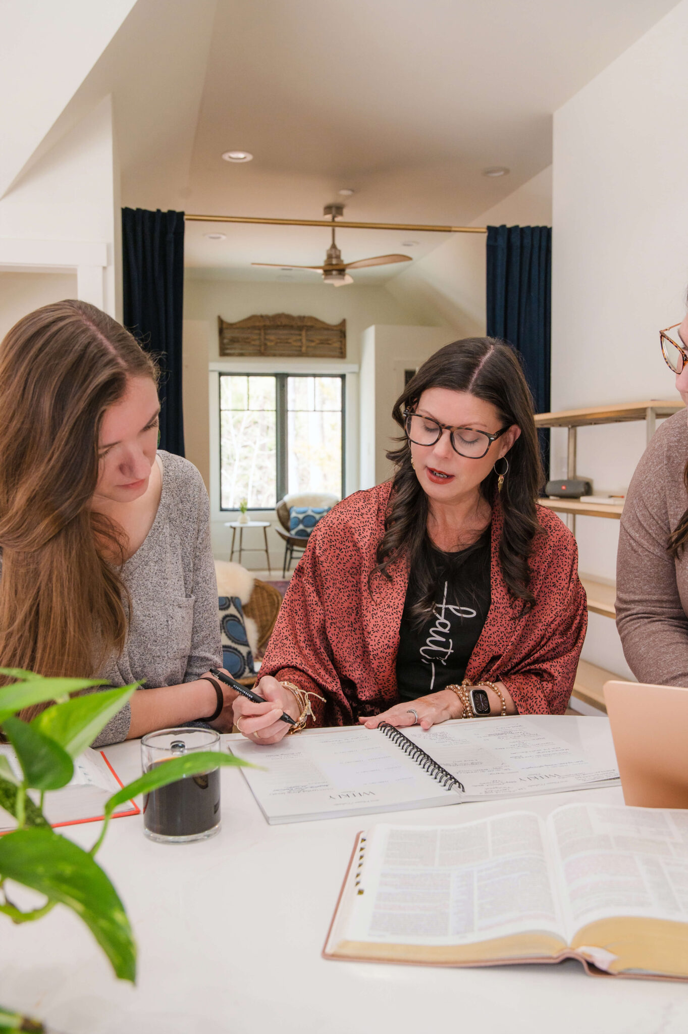 Women’s Ministry Team Binder: A Planning Guide